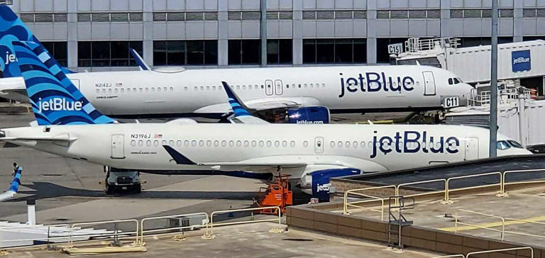 JetBlue Flight Slides Off Runway After Landing At Boston Logan; FAA ...