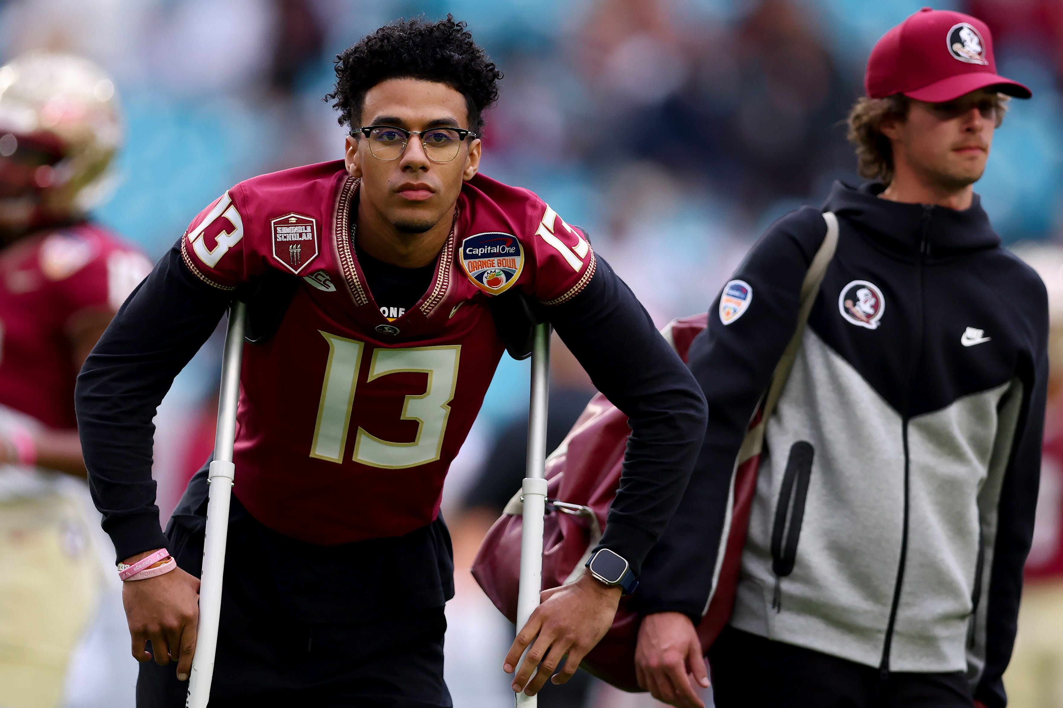 QB Jordan Travis announces his injury-related retirement from the Jets