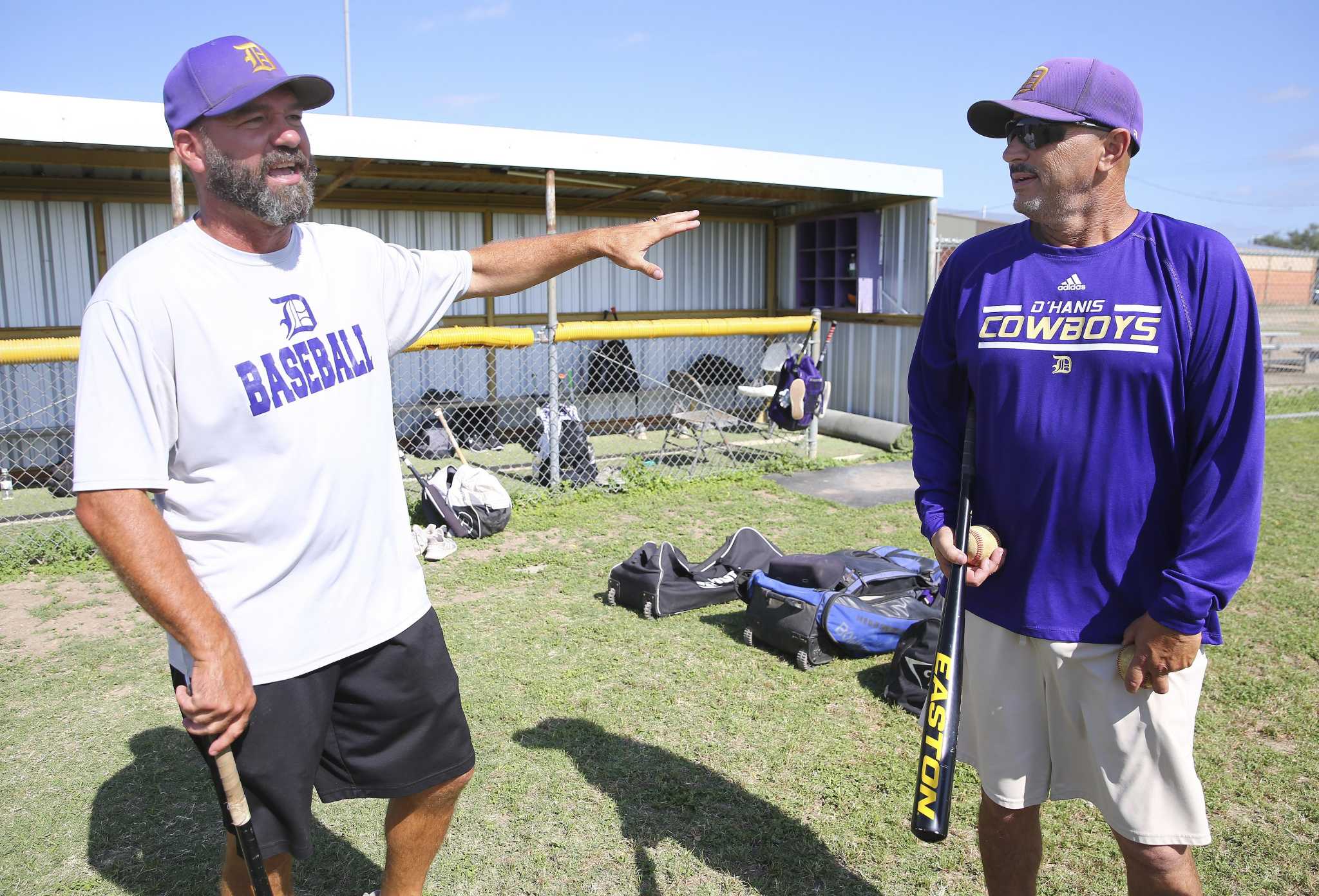 D'Hanis football coach Troy Langfeld dies