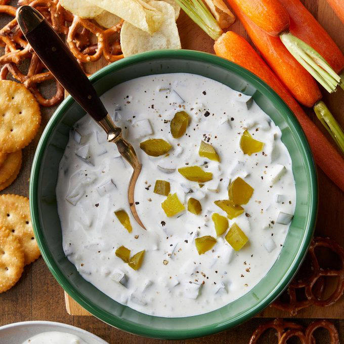 25 Easy and Delicious Vegetarian Dips