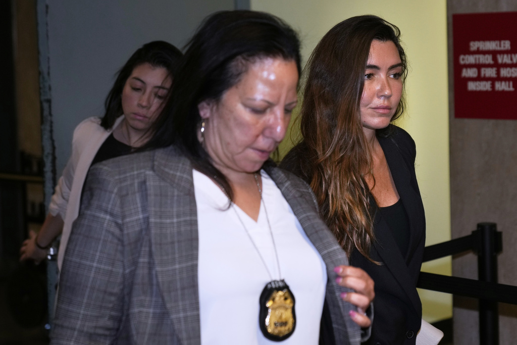 'The unthinkable was happening,' Weinstein accuser says of alleged 2006 ...