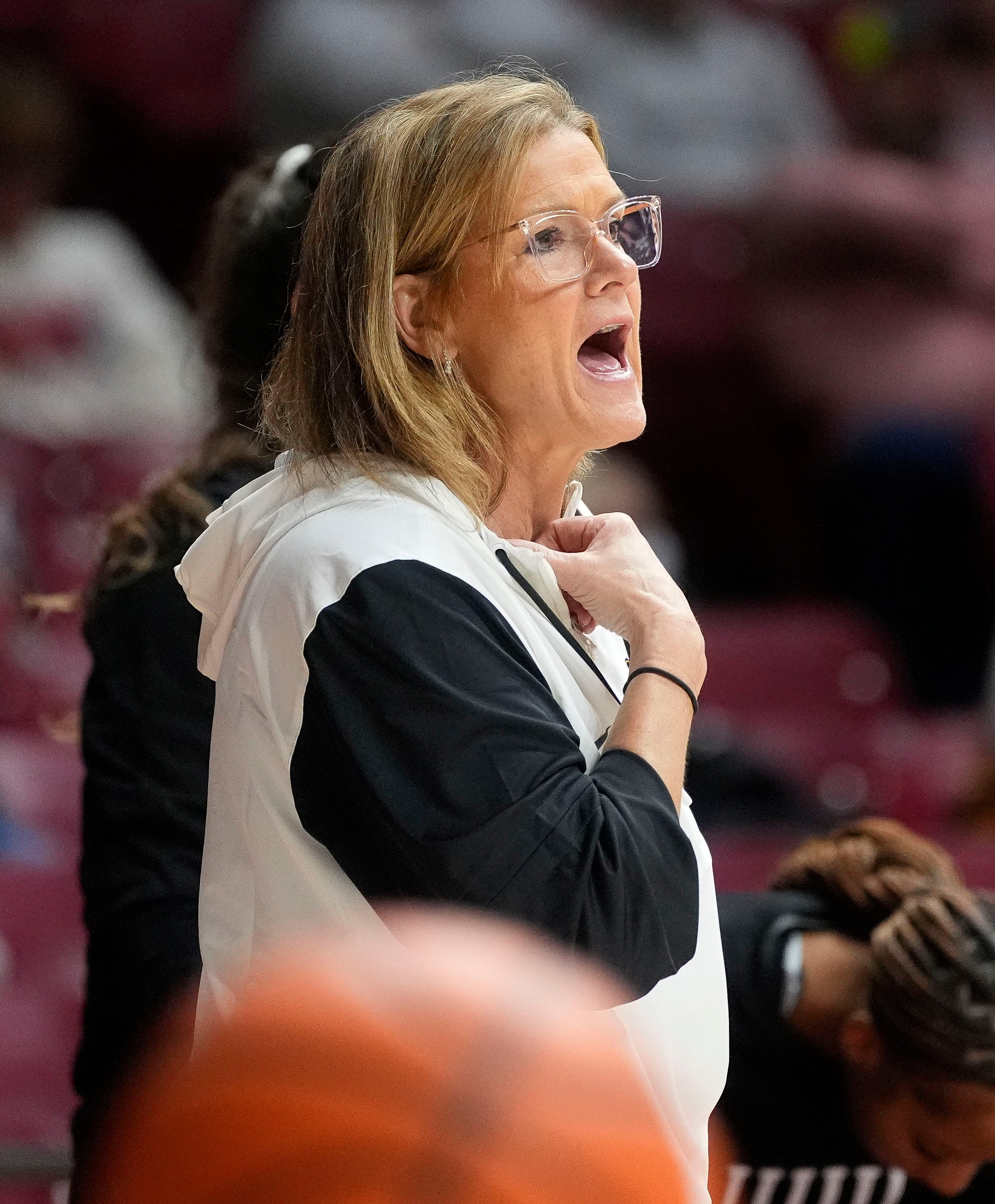 Former Missouri basketball recruit Nikki Kerstein joins Robin Pingeton ...
