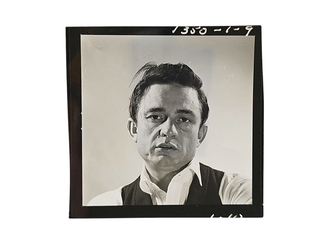 Johnny Cash belongings to be auctioned off by Minnesota company