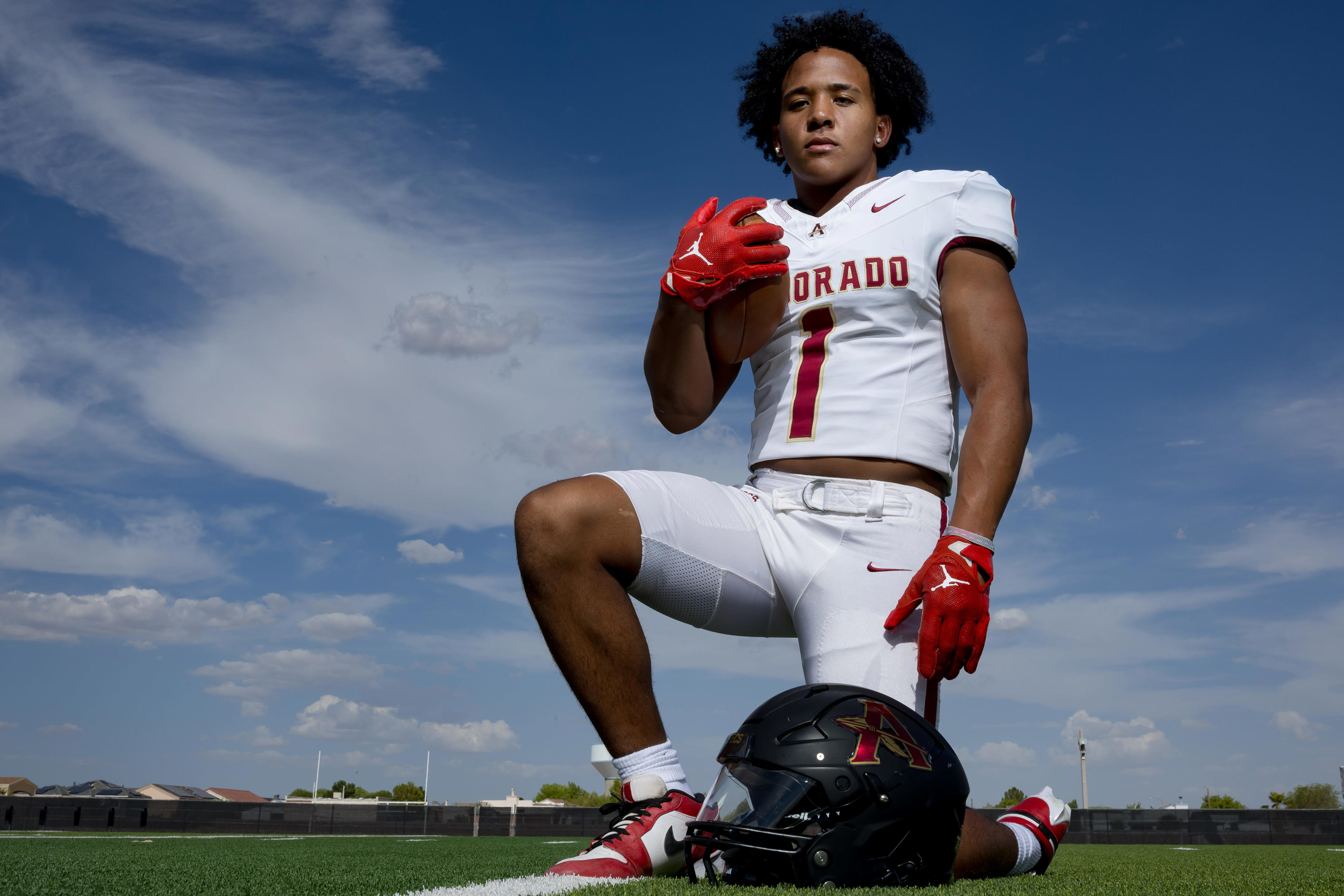 El Paso's El Dorado HS running back Ryan Estrada picks up offer from ...