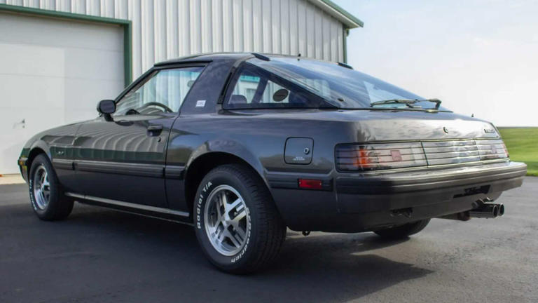 Museum Owners Need To Check This Original 1982 Mazda RX-7