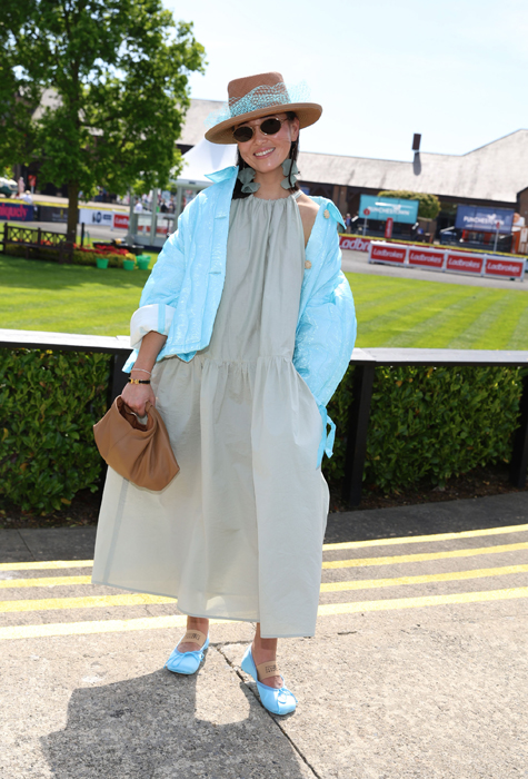 PICS: Elaine Crowley is pretty in pink at the Ladbrokes Gold Cup at ...