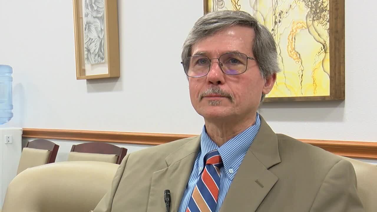 UT Tyler professor discusses tariffs, deportations in Trump’s first 100 ...