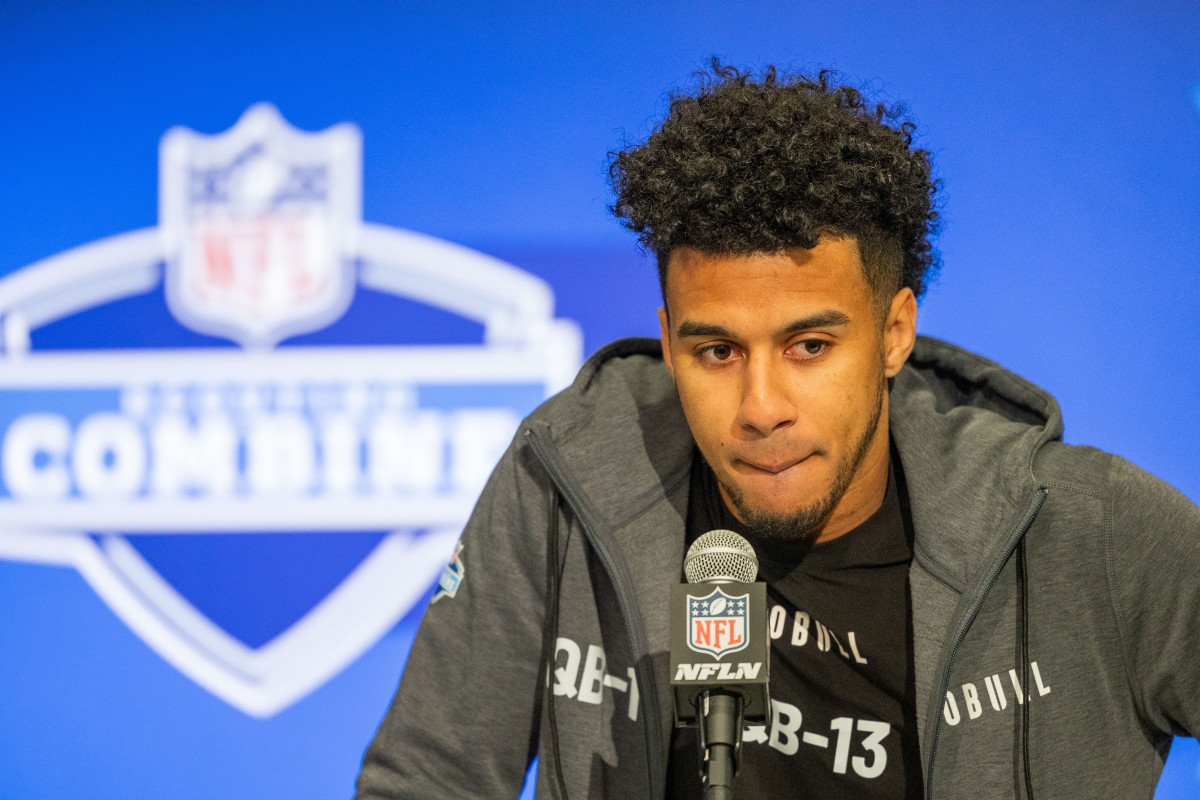 Jordan Travis' Girlfriend Sends 4-Word Message After Jets QB's Retirement