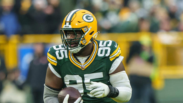 Packers exercise 5th-year option on Devonte Wyatt, now signed through 2026