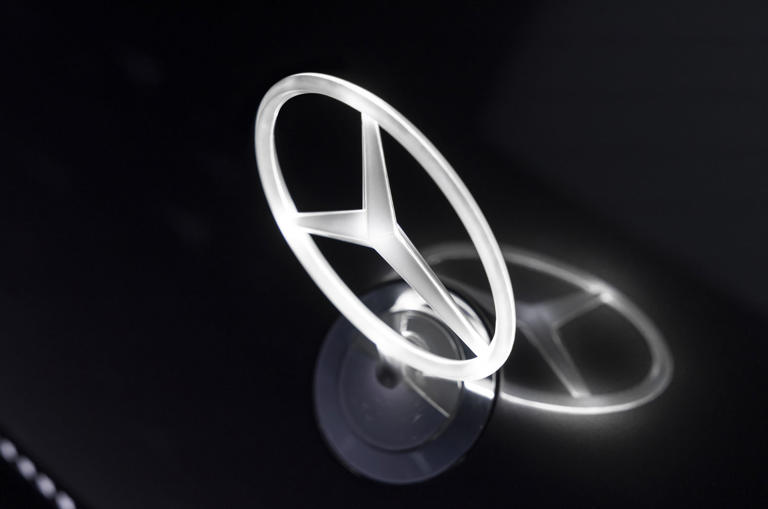 New Mercedes-Benz VLS to be ultra-luxurious ‘S-Class van’