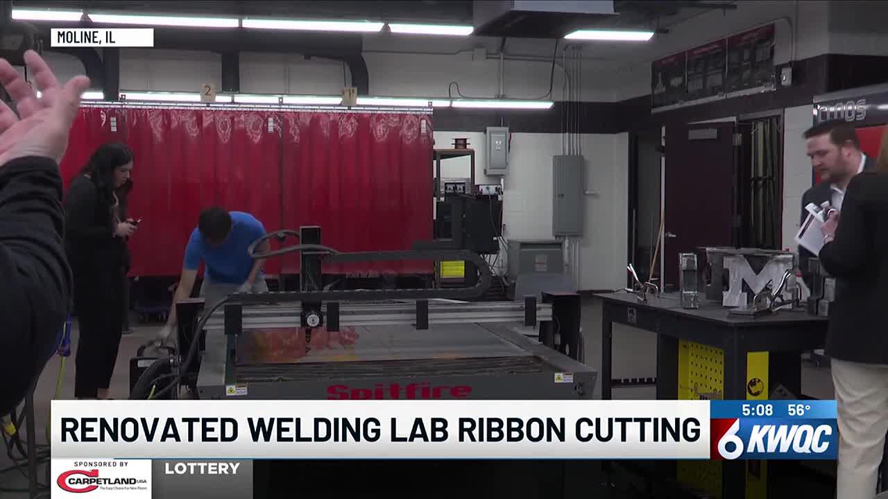 Moline High School unveils renovated welding lab