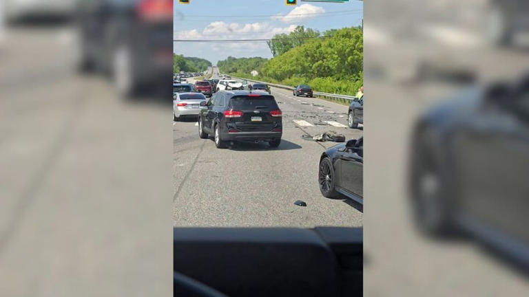 3 injured in multi-car crash on Route 210 in Fort Washington, Maryland ...