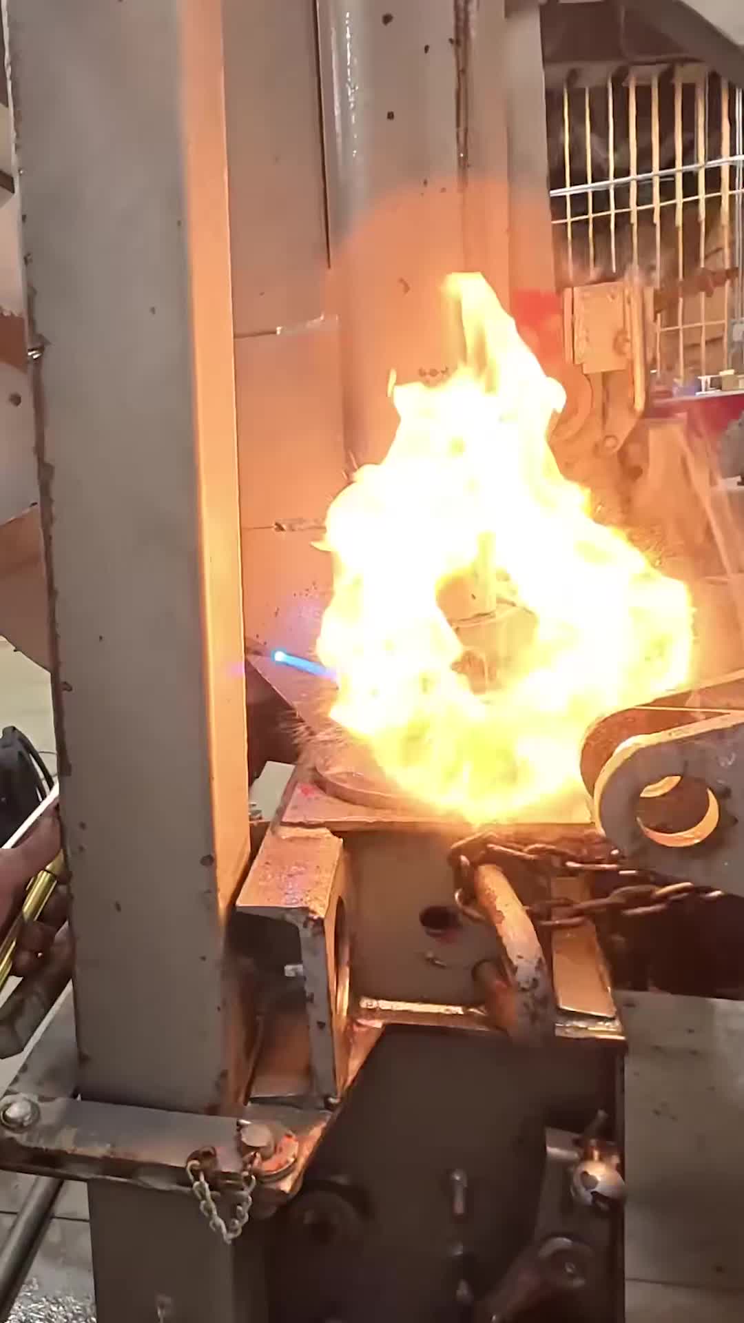 We're going to Slap this old 750 tow unit on the back!