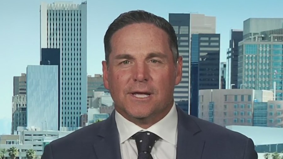 Former NFL kicker Jay Feely runs for Congress