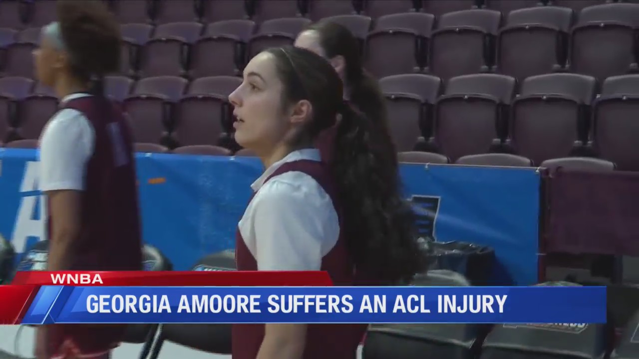 Georgia Amoore suffers an ACL injury