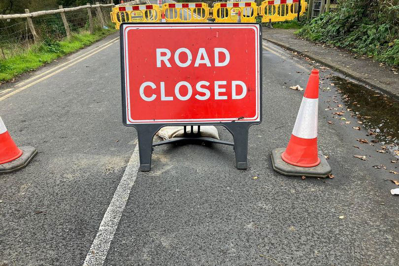 Teignmouth drivers warned of lengthy road closures Teignmouth drivers warned of lengthy road closures