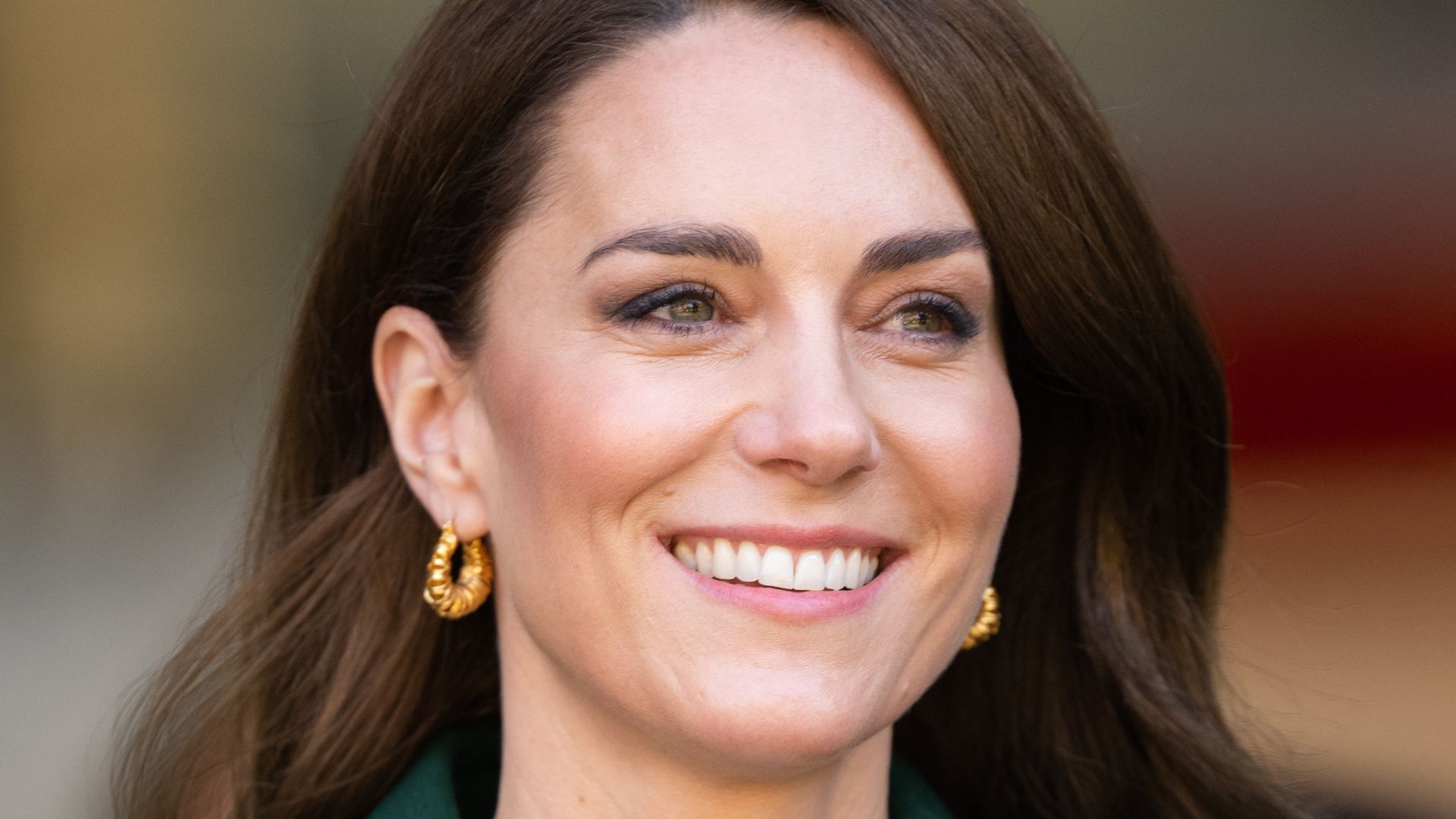 Princess Kate wears Baker Boy cap and full-on vintage look to mark 44th ...