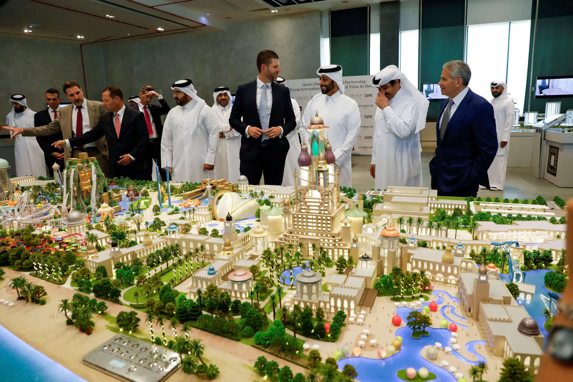 Trump company strikes Qatari golf resort deal in sign it's not holding ...