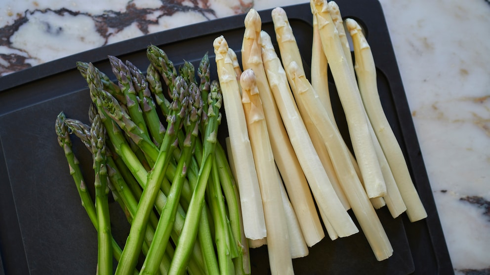 Grün oder Weiß – welcher Spargel ist gesünder?