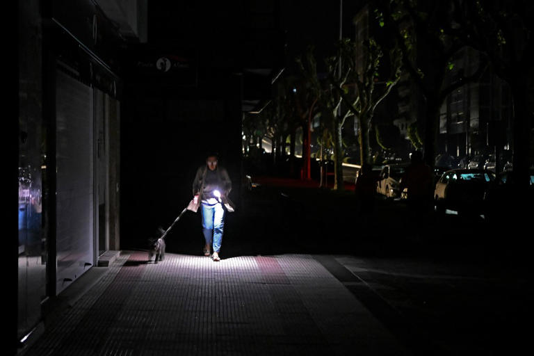 Devastating blackout in Spain raises questions about reliance on solar ...