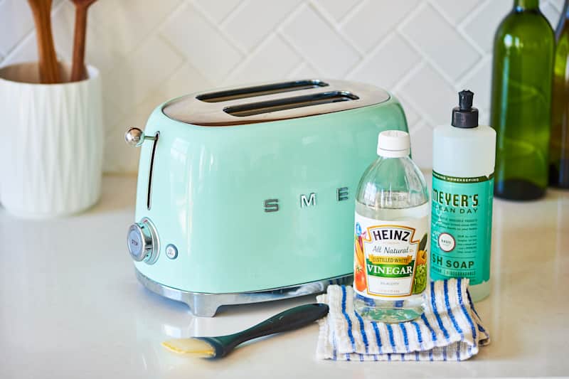 How to Clean Your Toaster in Just 10 Minutes (It's So Easy!)