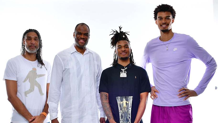 NBA Legend Makes Rare Appearance Presenting Rookie Award to Stephon Castle