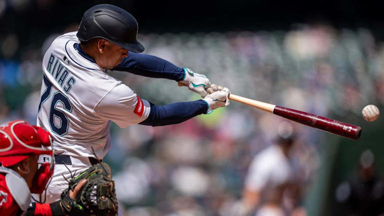 Seattle Mariners Win 7th Consecutive Series With 9-3 Win Over Los ...