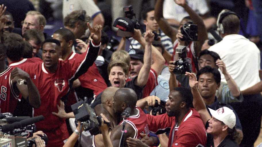 NBA Legend Charles Barkley Makes Hilarious Michael Jordan Statement