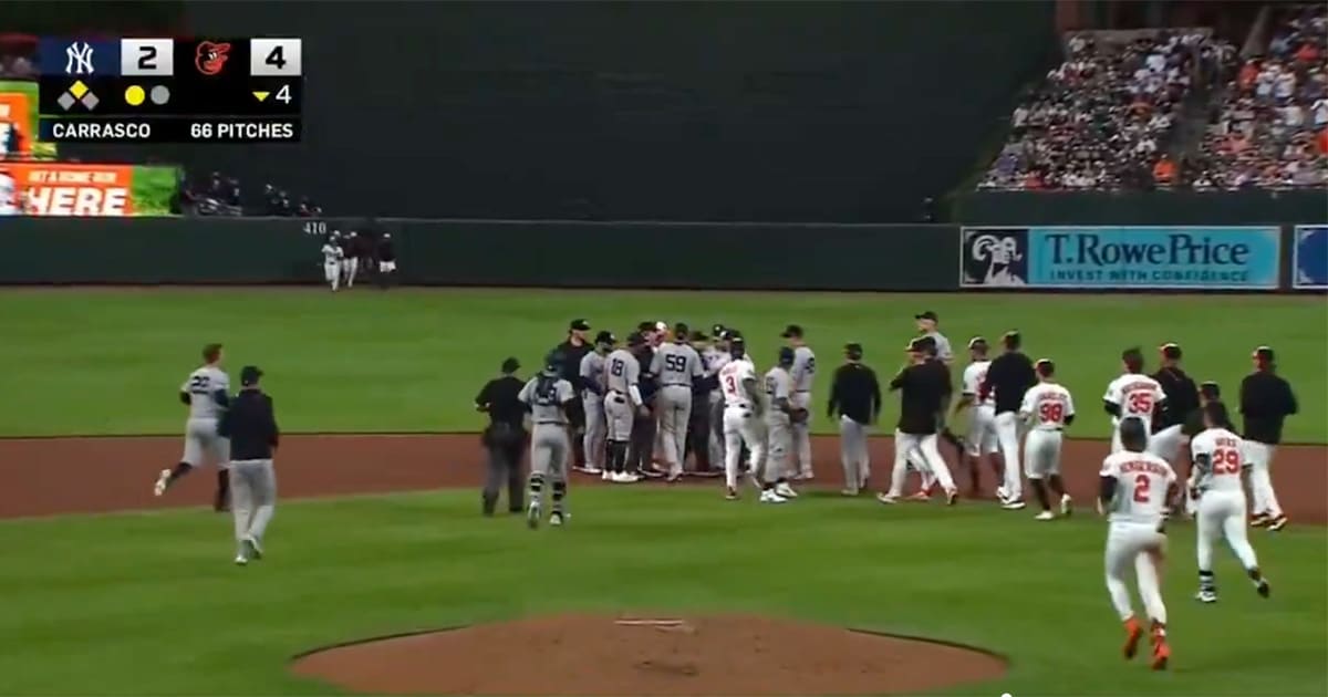 Yankees, Orioles benches clear following Heston Kjerstad slide into 2nd ...