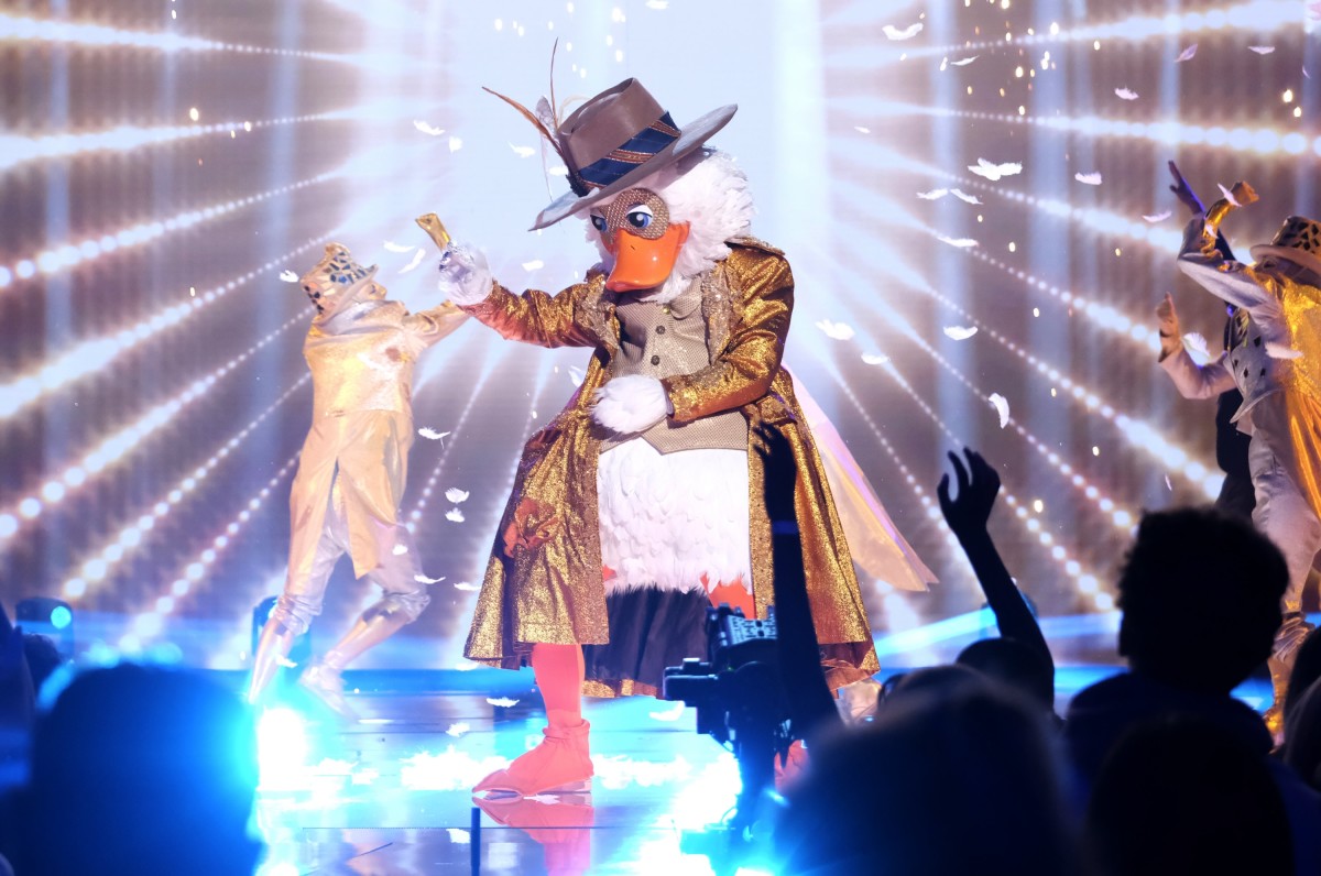 A Shocking Twist! Who Was Eliminated on 'The Masked Singer' Tonight?