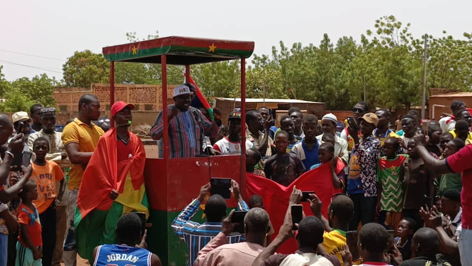 Zondoma : Le commandant Yabré fortement ovationné au meeting de soutien ...