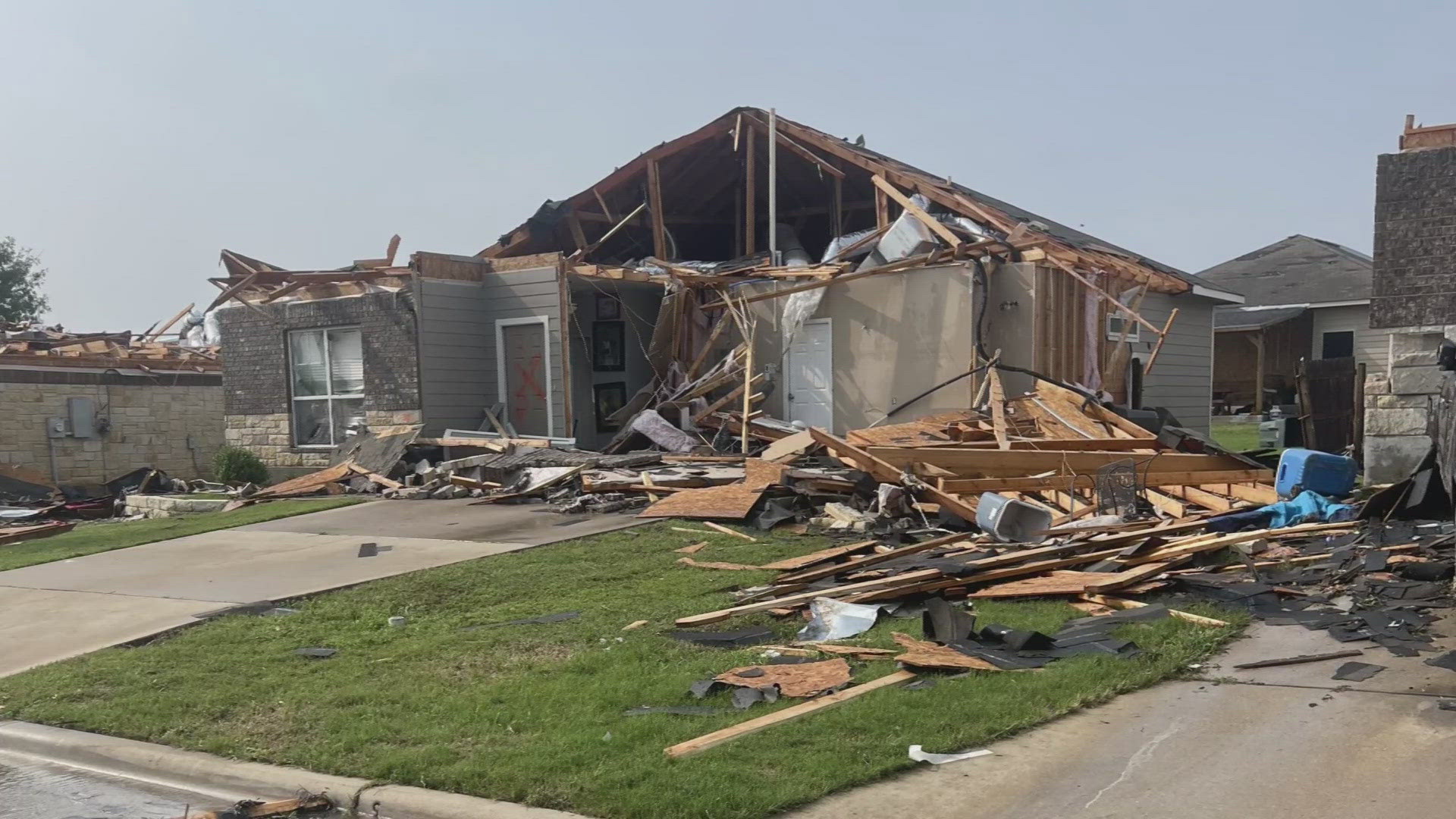 Tornado brings Temple community closer amid recovery efforts