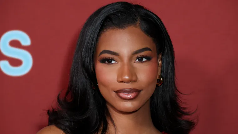 NBA reporter Taylor Rooks stuns in latest game day photos