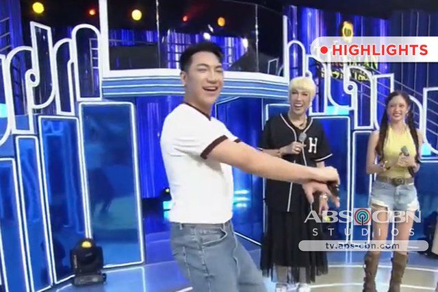 Darren, game na sinayaw ang Eba’t Adan dance challenge | It’s Showtime