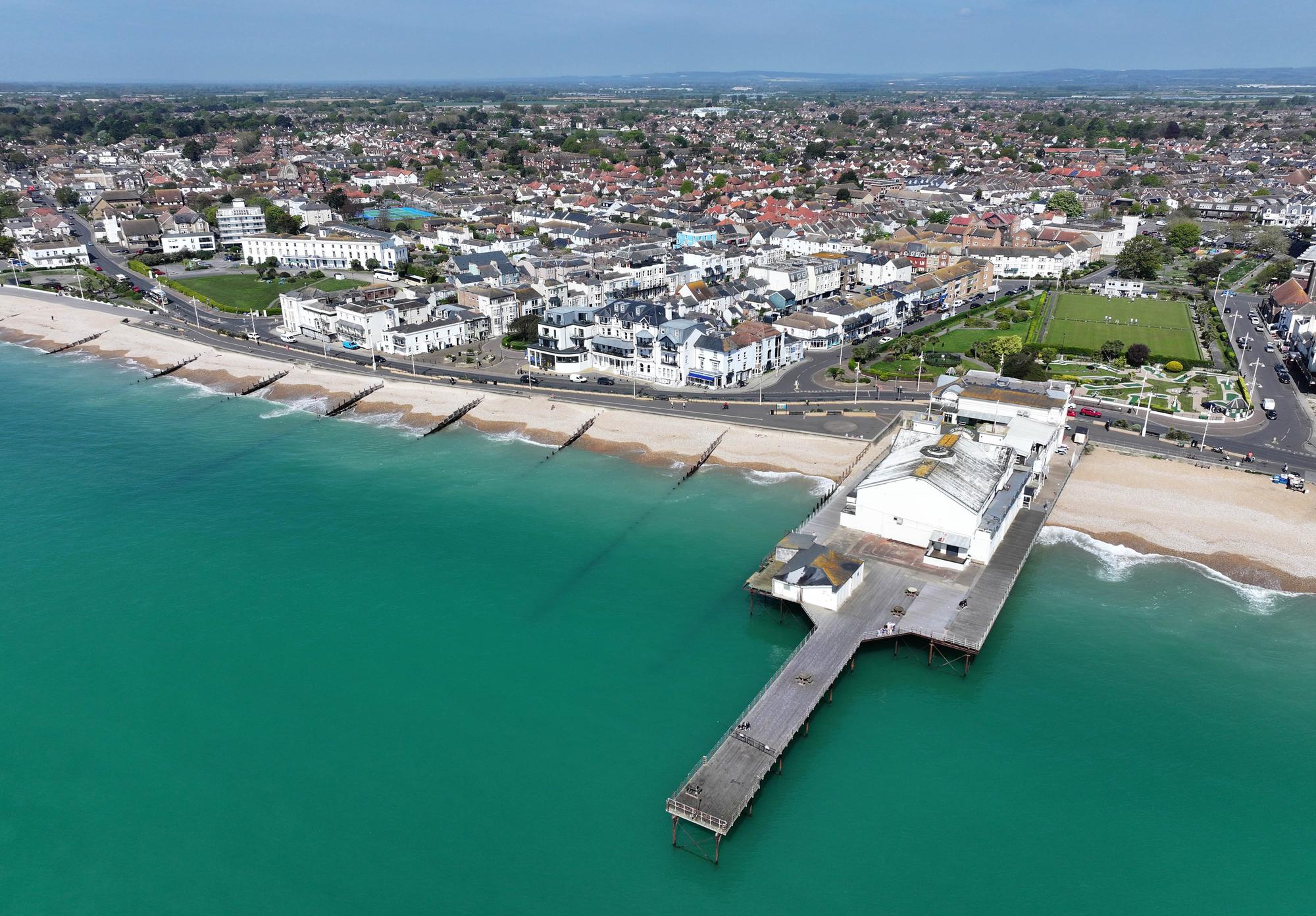 Pier 'remains open as usual' while maintenance works take place, owners say