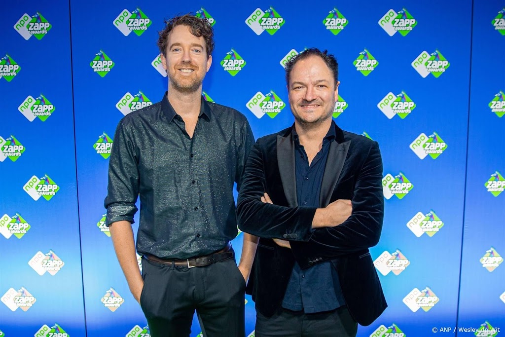 Even Tot Hier-makers Niels van der Laan en Jeroen Woe gaan theater in