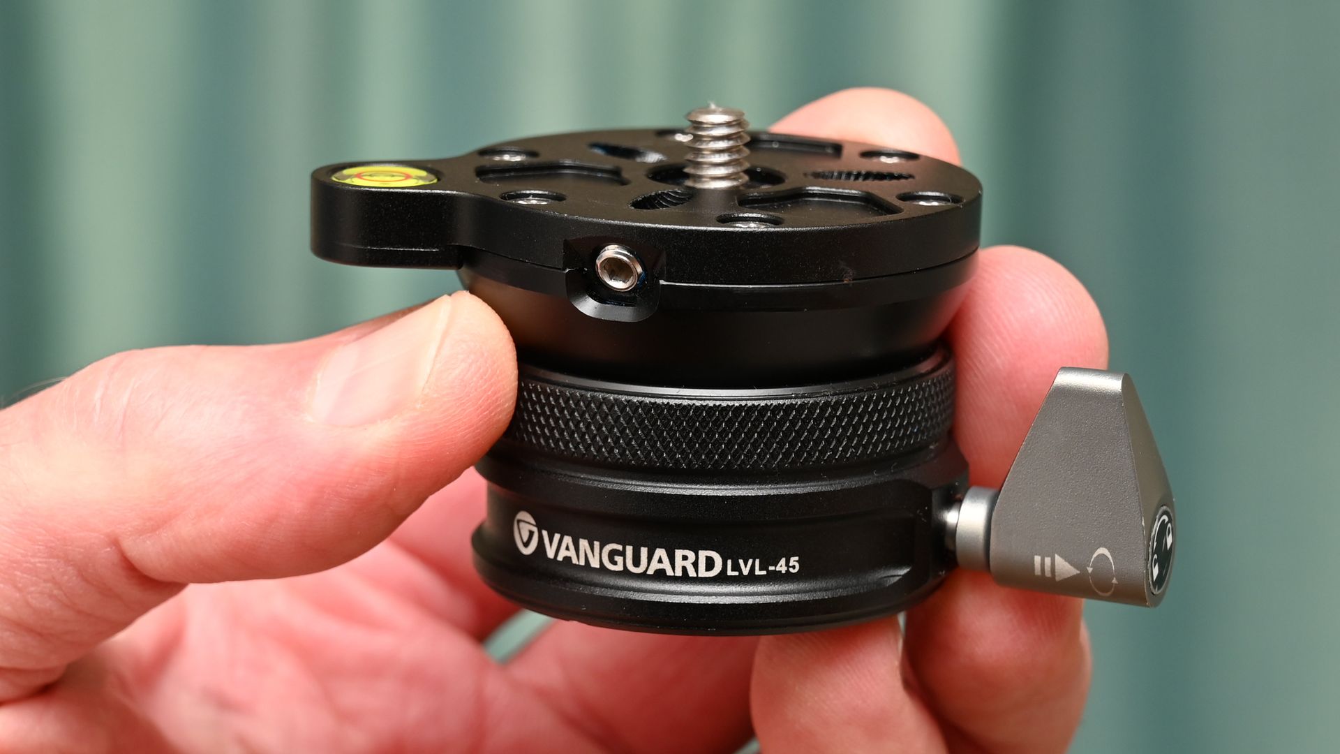 Vanguard LVL Universal Tripod Levelling Adapter review: coming in one shape but several sizes ...