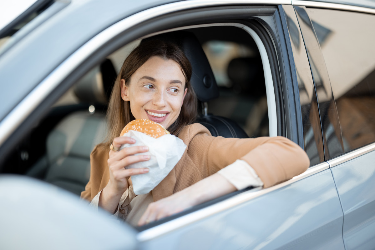 This Is the Healthiest Drive-Thru Breakfast, According to Dietitians