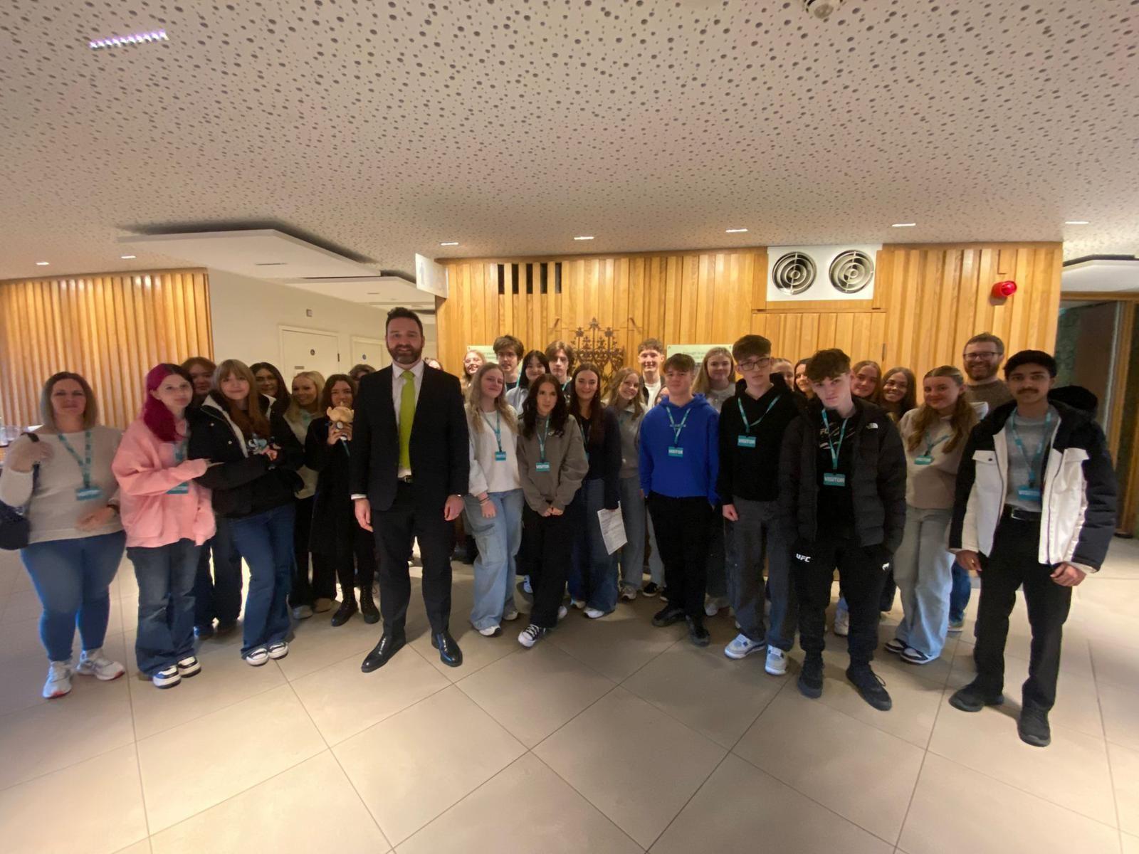 Gregor Poynton MP urges schools to take advantage of UK Parliament tour