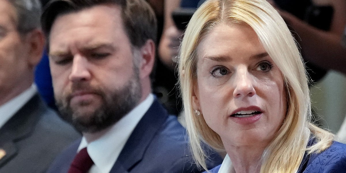 Pam Bondi S Bold Donald Trump Stat Turns Heads And Not In A Good Way