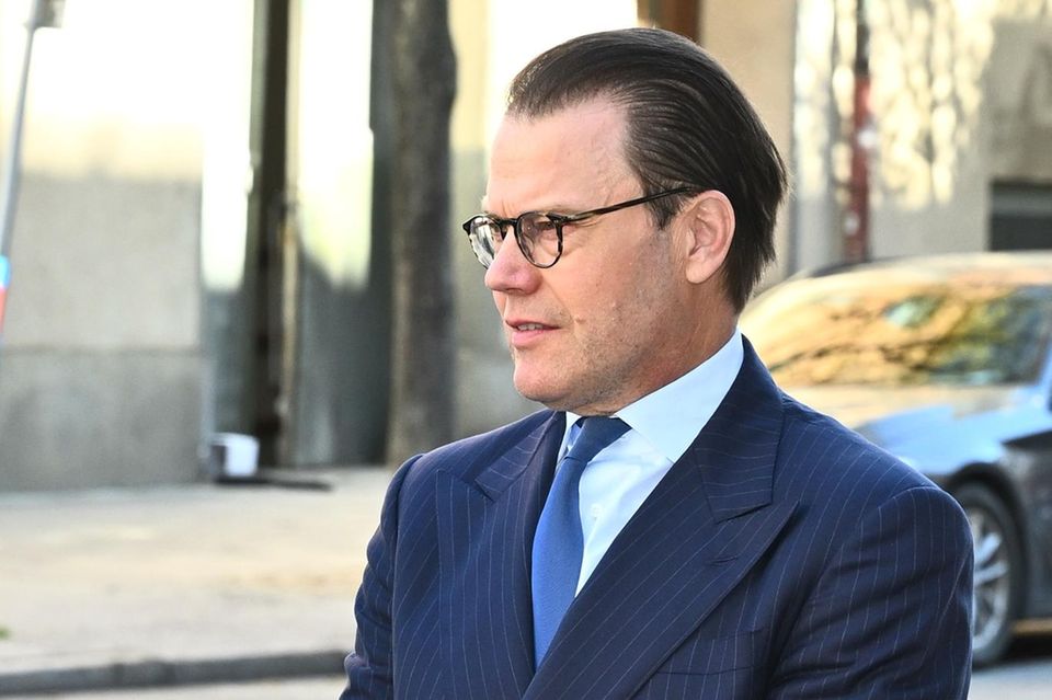 Prinz Daniel: Rätselraten um Verband an seinem Finger