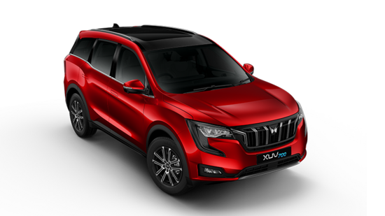 Mahindra XUV700 AX7 gets all-wheel drive. Here's how much it costs