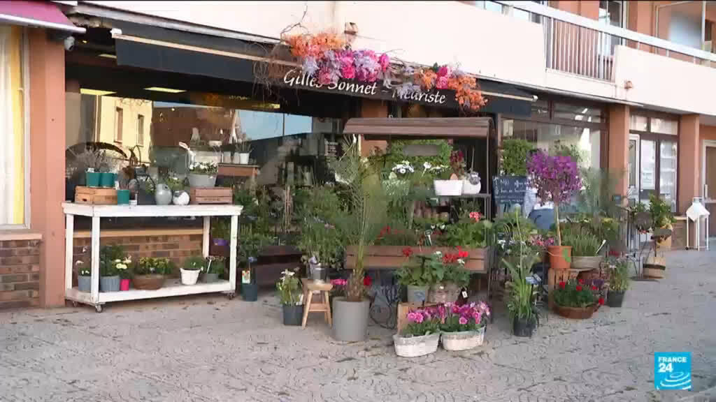 French May Day rules put florists and bakers in a bind