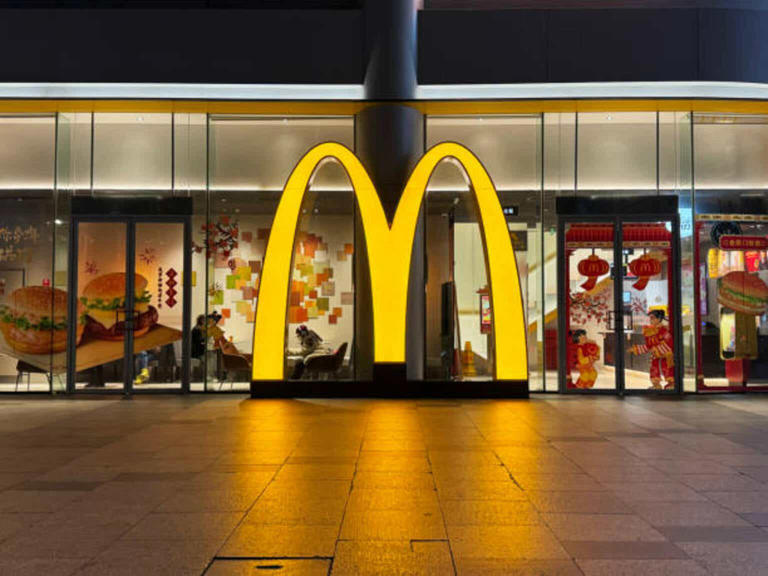 McDonald's reignites a fast-food pricing war by adding Extra Value ...
