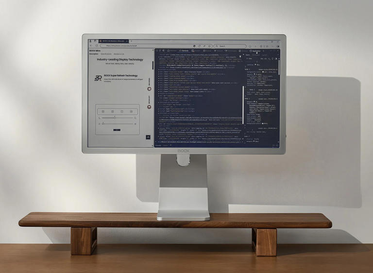 Color e-ink monitor is $1,900