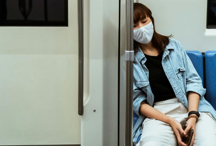 15 Rookie Moves That Turn Your First Train Ride Into A Test Of Patience