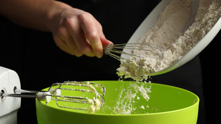 The Boxed Mix You Can Substitute For Flour And Still Get Seriously ...