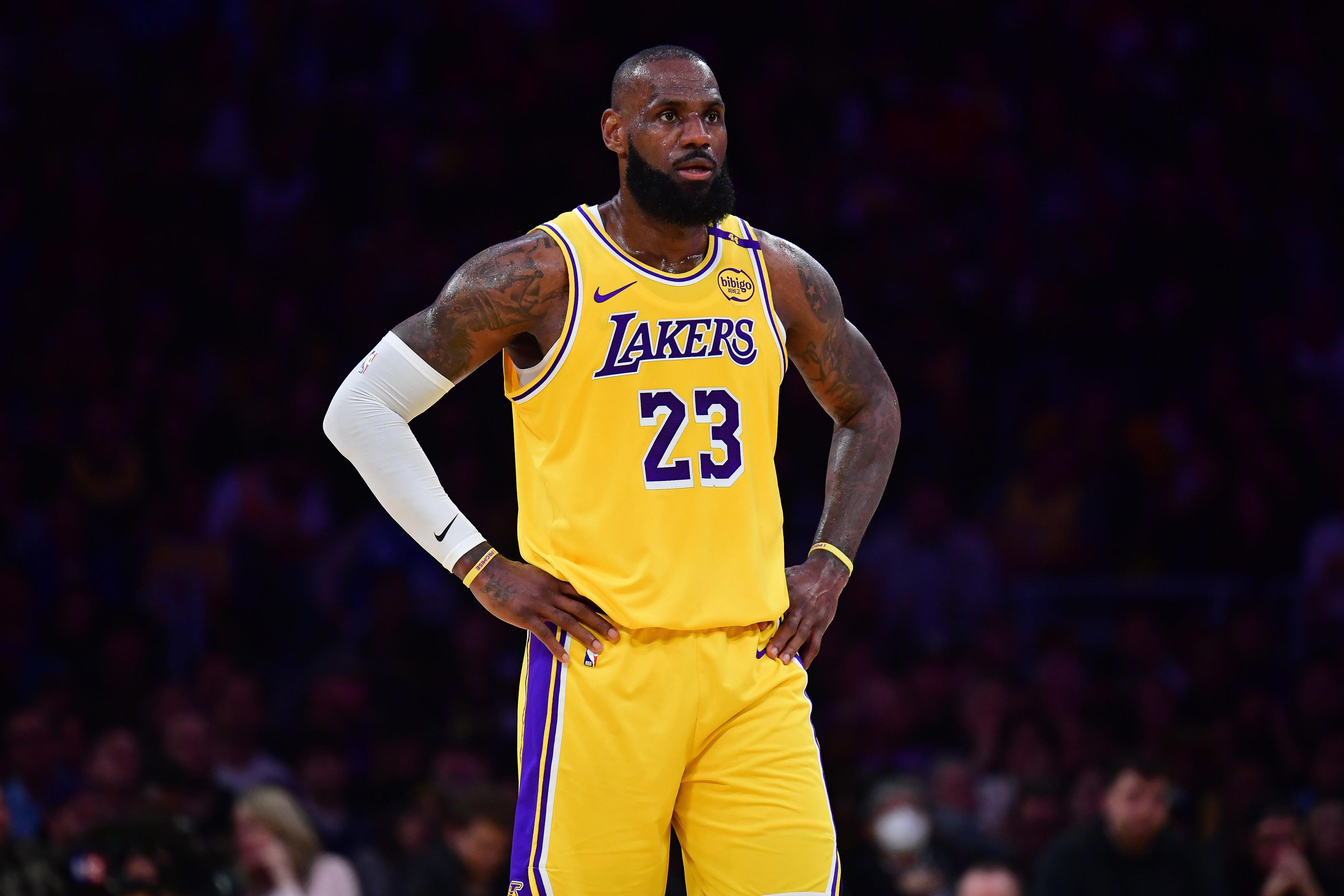 ESPN's Bobby Marks on how much of a trade market there is for LeBron James