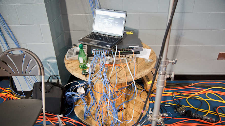 Easy Python script for monitoring internet speed