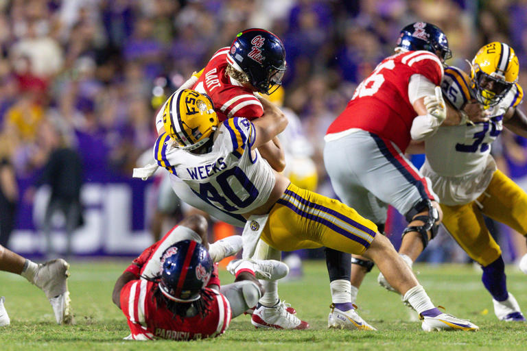 Star LSU football linebacker Whit Weeks named preseason All-American by ...
